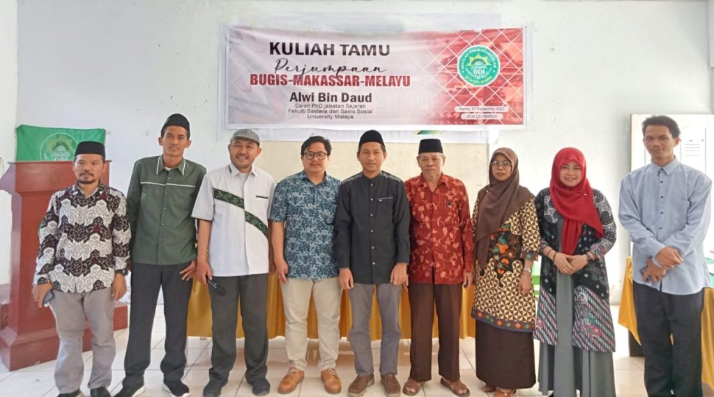 Peneliti Budaya Bugis Makassar Alwi bin Daud, Narasumber Kuliah Tamu ...